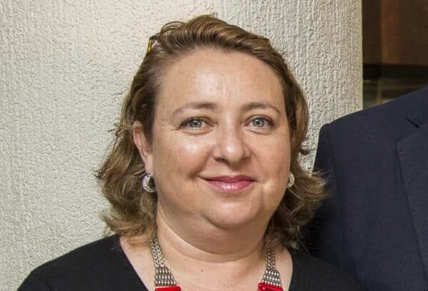 Gabriel Boric oficializa a Karen Behrens (PS) como delegada ...