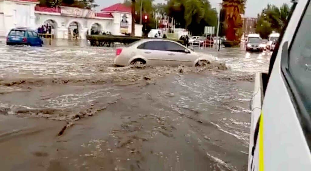 [videos] Fuertes Lluvias Causan Graves Inundaciones Y Daños En Calama
