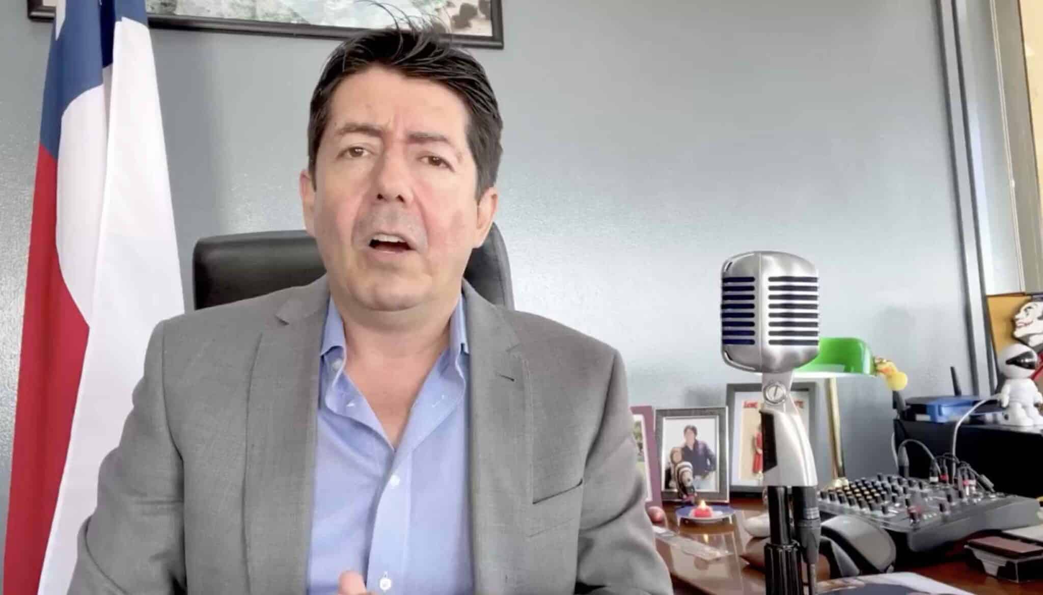 Justicia ordena al alcalde de Antofagasta Jonathan Velásquez eliminar ...