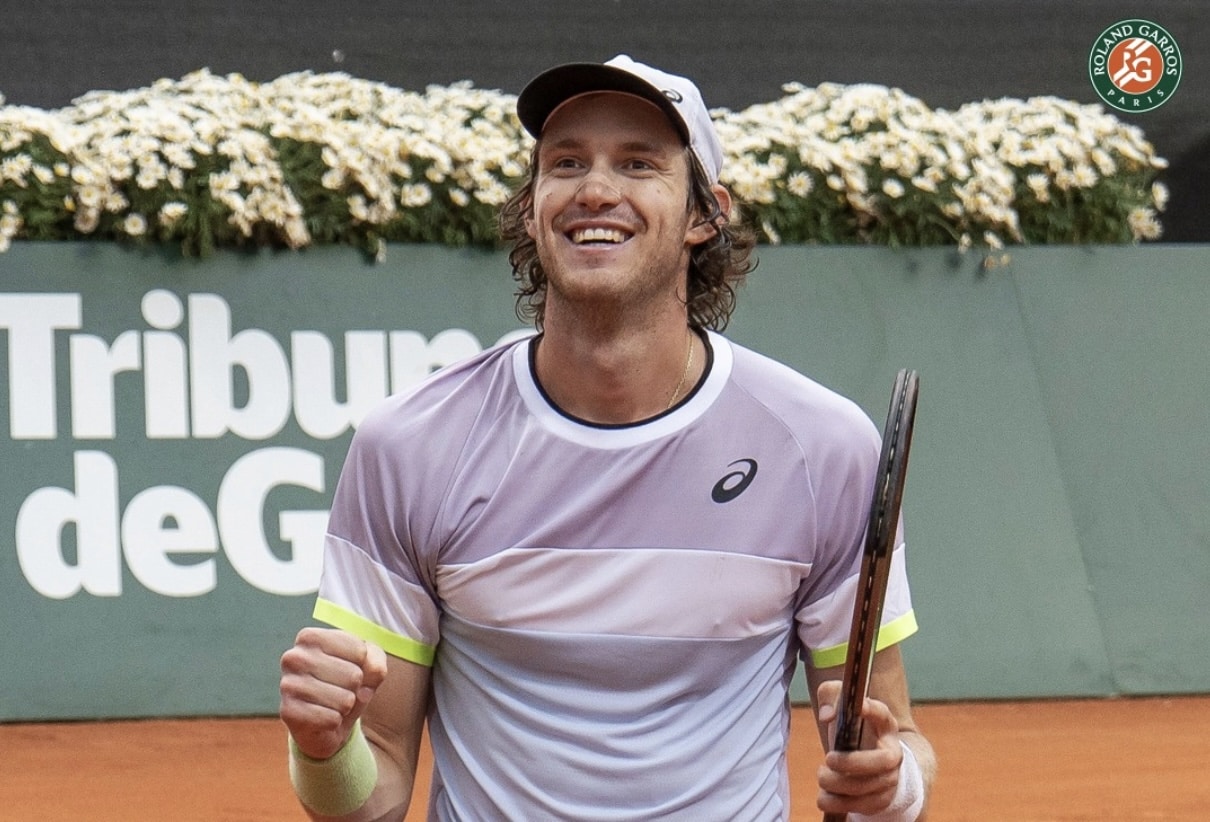 Nico Jarry imparable: Triunfó en su debut en Roland Garros - El Diario ...