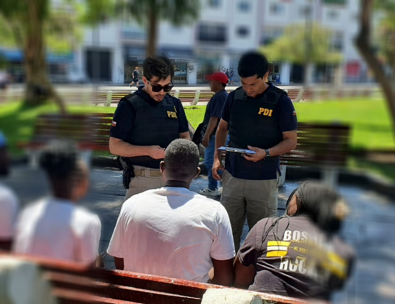 PDI fiscaliza a extranjeros en Antofagasta: una detenida y 11 ...